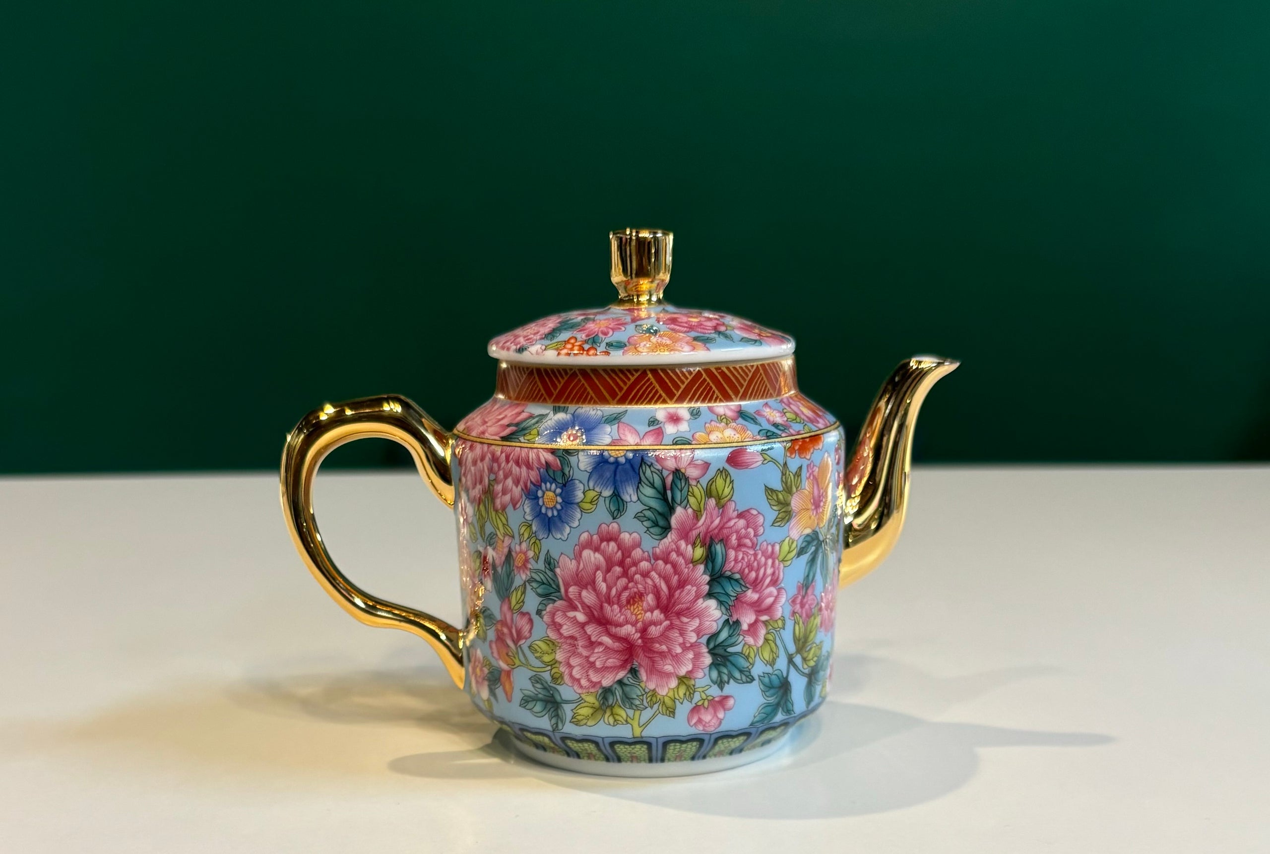 Chinese-style Chinoiserie Ceramic Tea Pot Blue | Sissy Pooh
